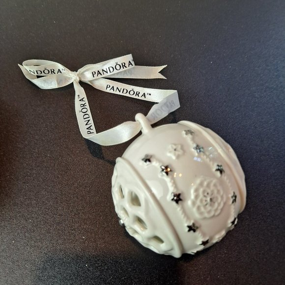 Pandora | Holiday | 21 Pandora Limited Edition Ornament | Poshmark
